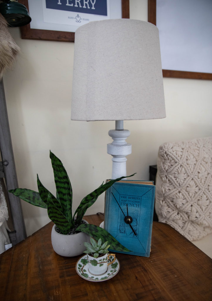 Create a DIY clock from a vintage book - by Marissa Zingg